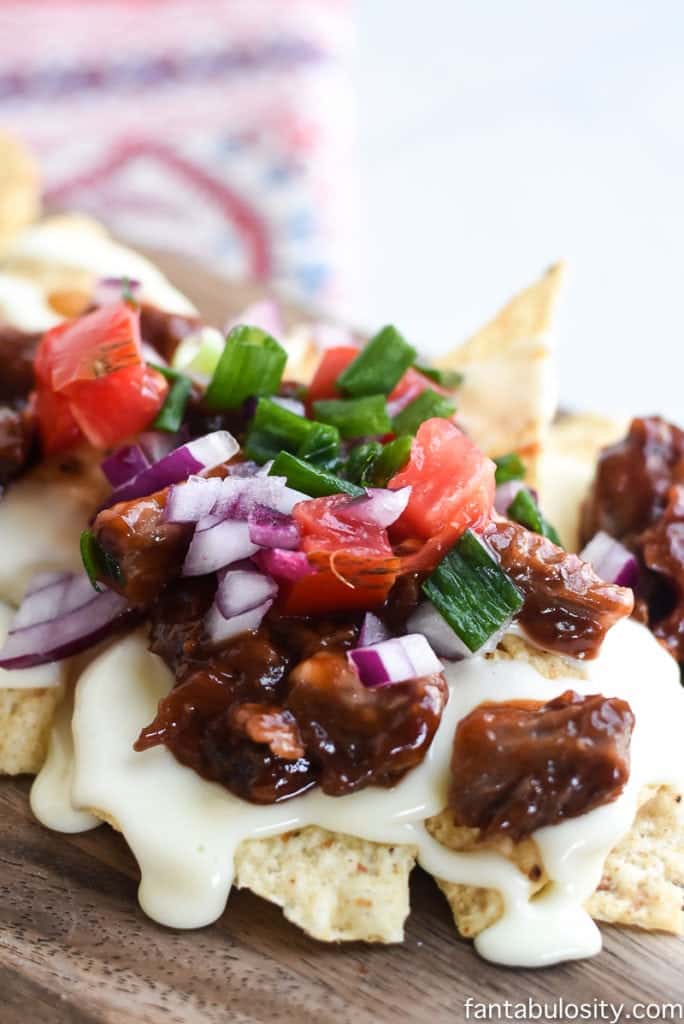 BBQ White Queso Nachos - Fantabulosity