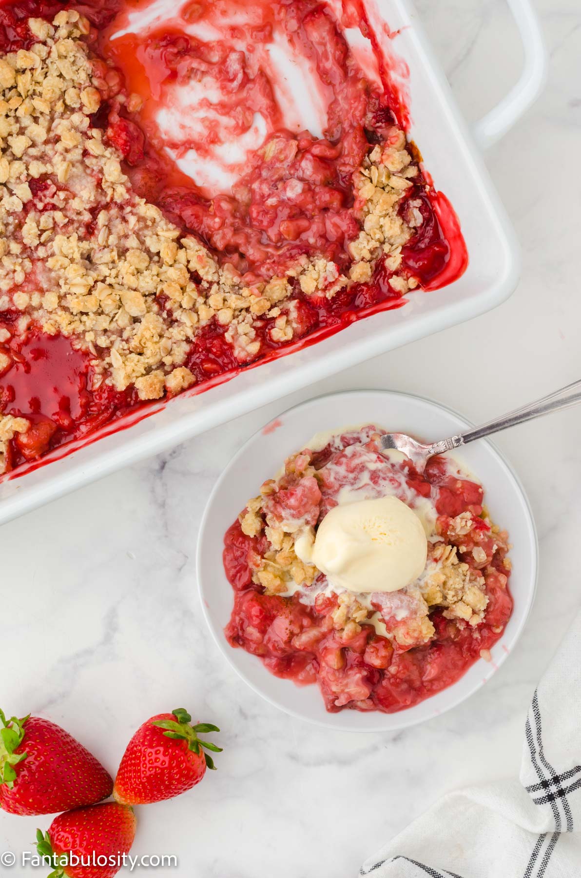 Easy Strawberry Crumble Recipe - Fantabulosity