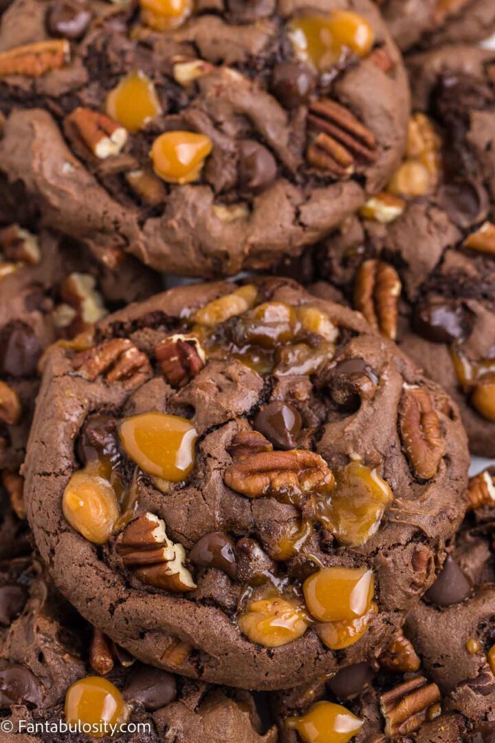Easy Chocolate Turtle Cookies Recipe - Fantabulosity