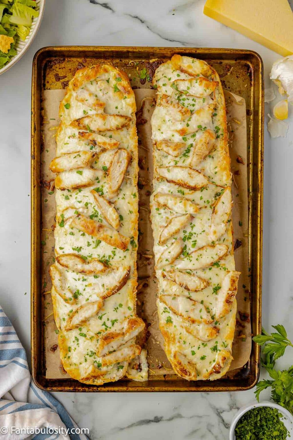 Chicken Alfredo Garlic Bread - Fantabulosity