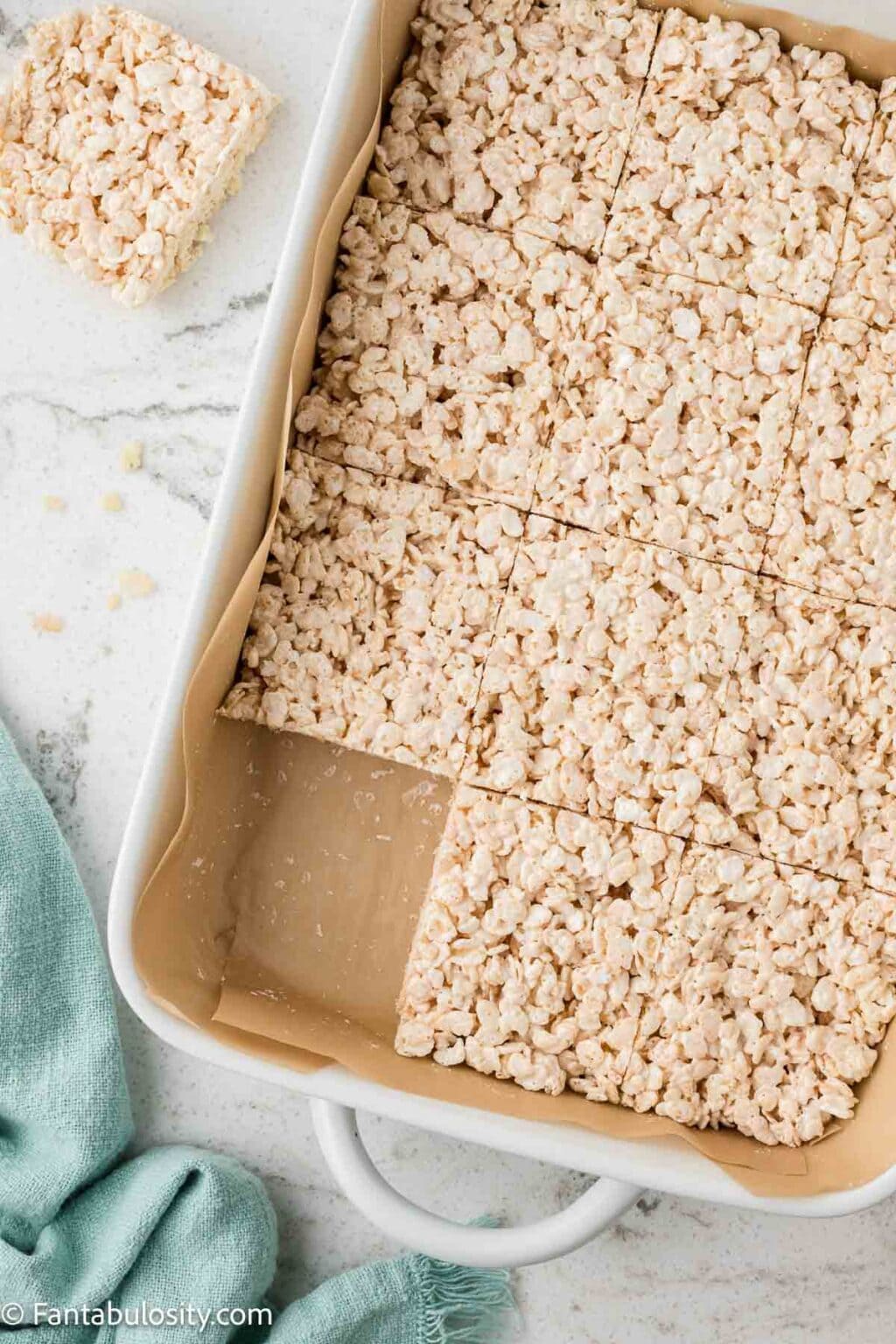 Rice Krispie Treats With Marshmallow Fluff Recipe (Easy And No Bake ...