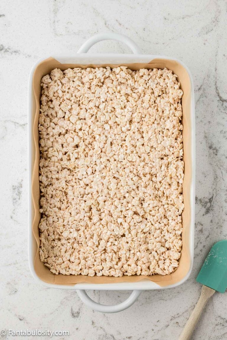 Rice Krispie Treats With Marshmallow Fluff Recipe (Easy And No Bake ...
